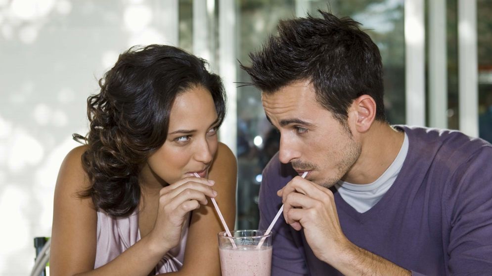 Perturber une femme : 4 phrases magiques pour perturber une fille ...